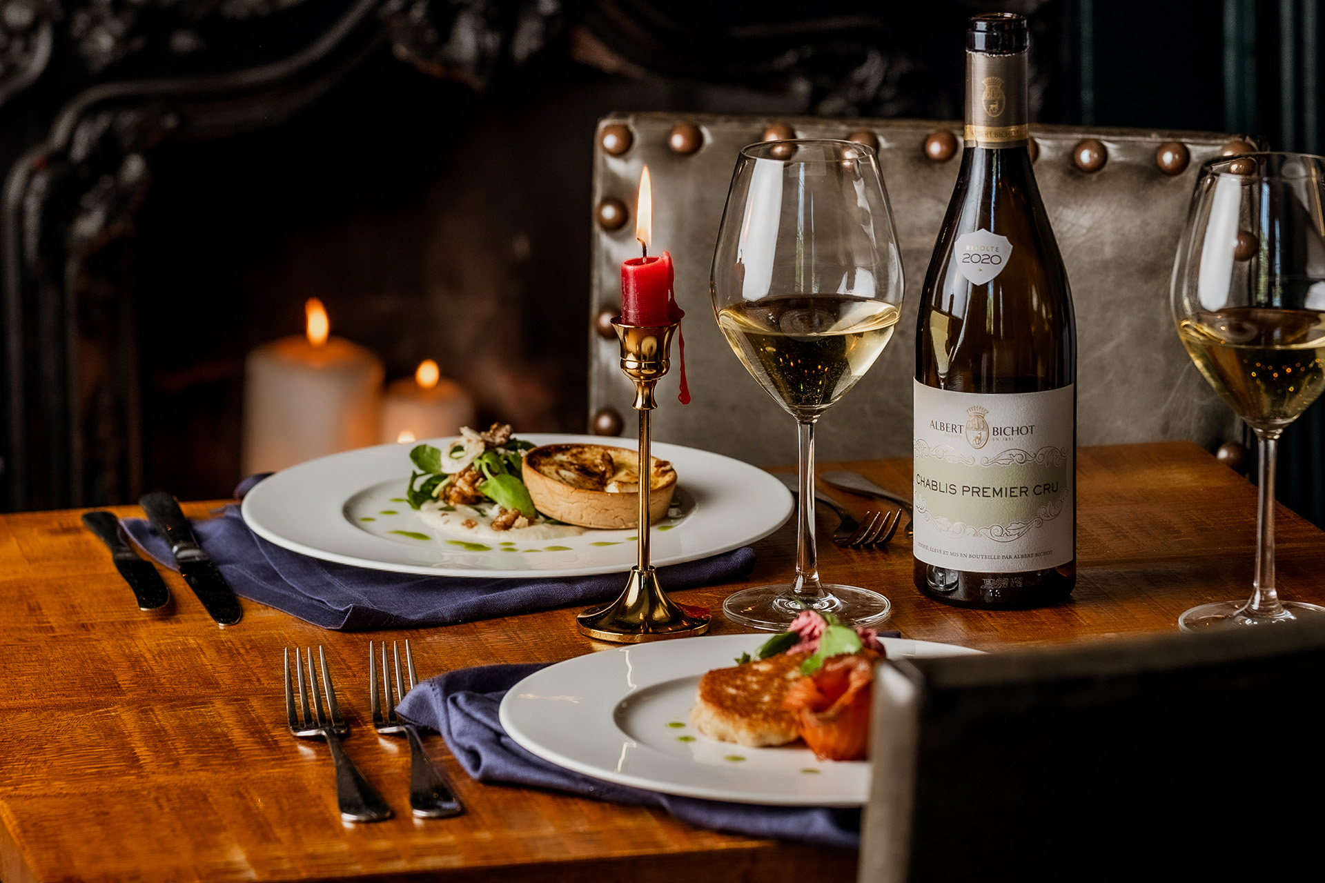 Book Christmas Parties & Christmas Dinner | The White Buck, Burley