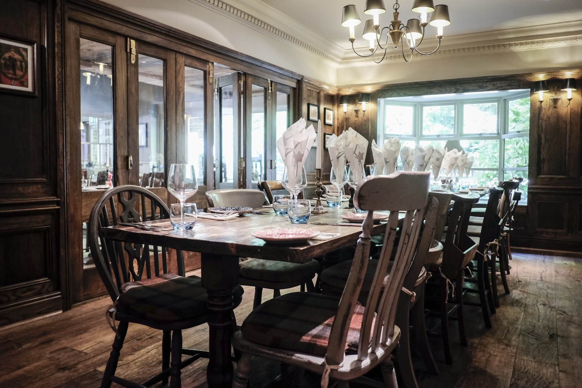 The White Buck - Fuller's Hotel, Pub and Restaurant in Burley